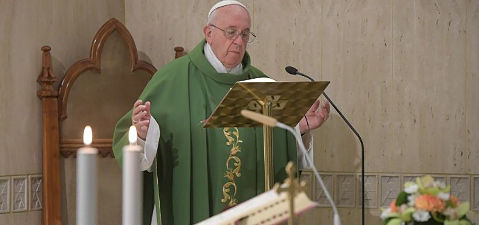 Pope at Mass: lukewarm faith turns our lives into graveyards - Catholic ...