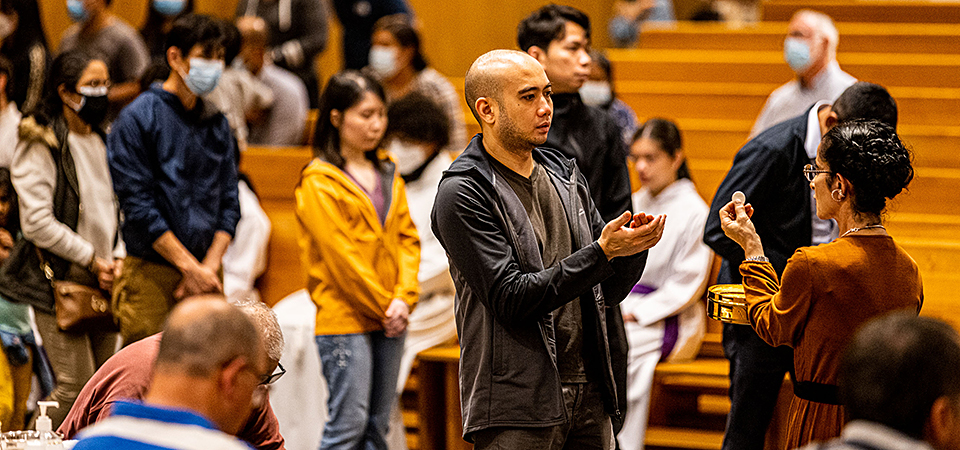 Communion: the wedding feast of the Lamb - Catholic Outlook