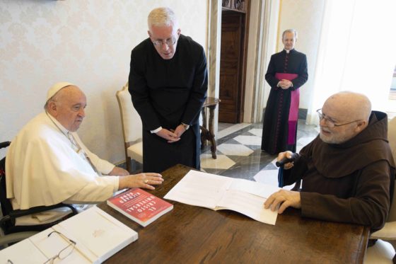 Pope Francis blesses ministry of well-known Franciscan spiritual ...
