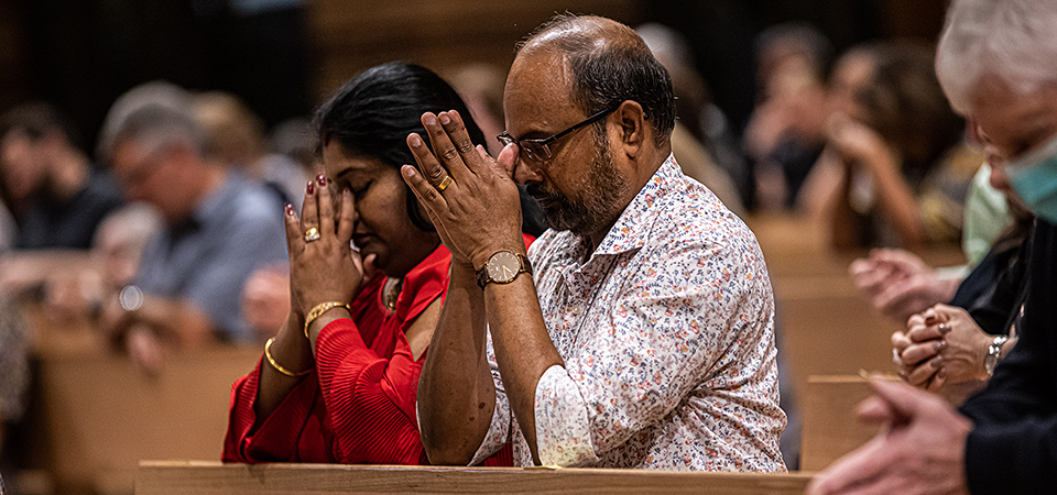 Married couples asked to accompany engaged couples in living their ...