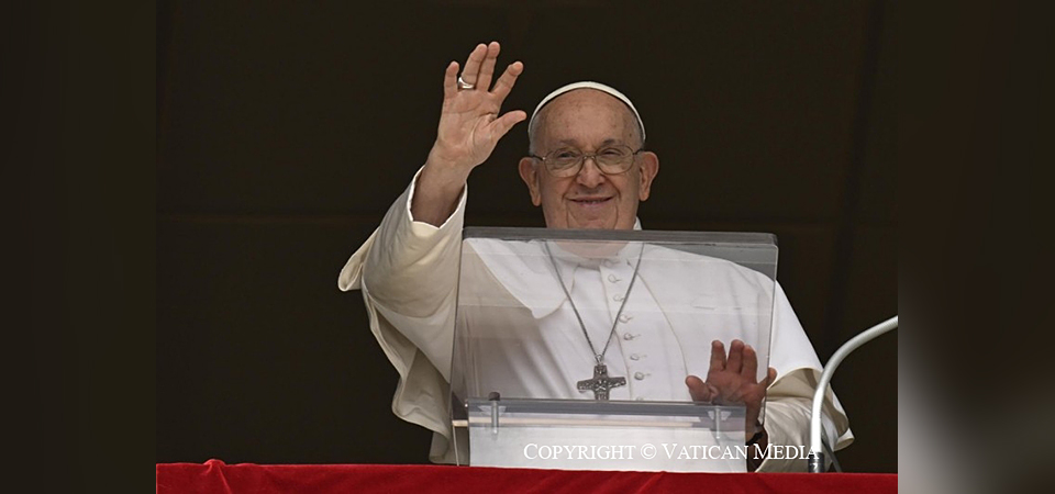 Pope at Angelus: God forgives us incalculably - Catholic Outlook