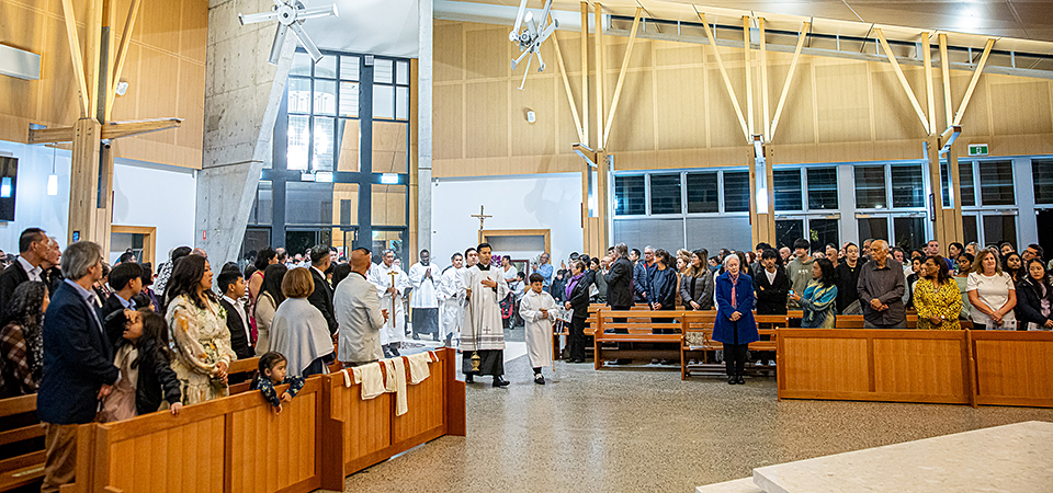 Mass isn’t a ‘show.’ But it has plenty of drama - Catholic Outlook