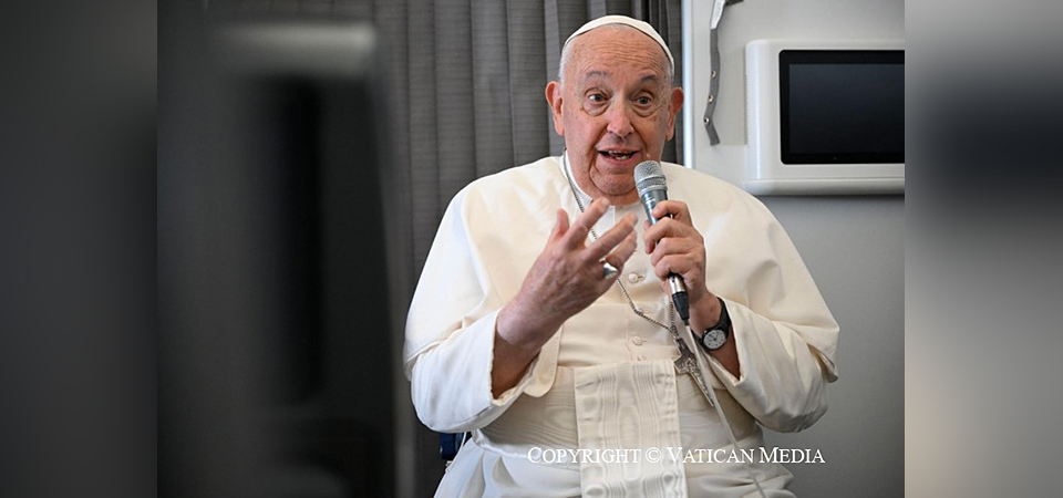 Pope Francis condemns ‘immoral’ use of force in military retaliation ... Pope Francis condemns ‘immoral’ use of force in military retaliation ...